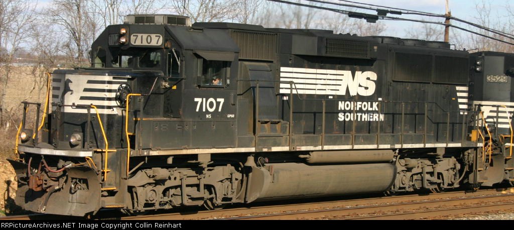 NS 7107